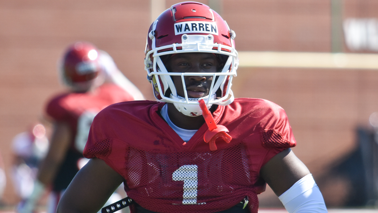 FACES OF CAMP: Photos from offensive side of ball Monday morning » Hit ...