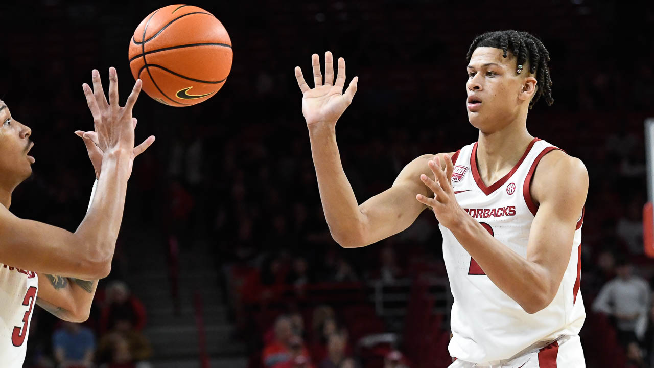 Clay Henry on Razorbacks trying discover identity after losing Trevon ...