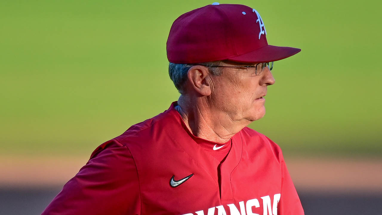 Razorbacks coach Dave Van Horn looking ahead at Mississippi State ...