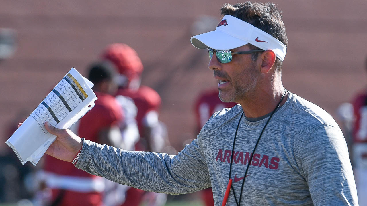 Democrat-Gazette's Tom Murphy before Dan Enos' meeting with media » Hit ...