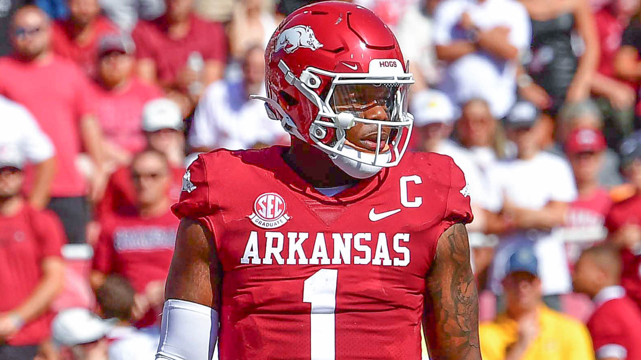 Razorbacks' wide receiver Andrew Armstrong, quarterback KJ Jefferson ...