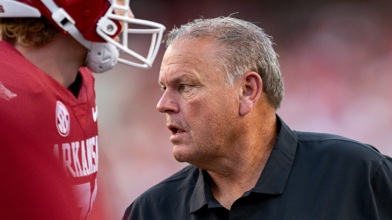 Razorbacks coach Sam Pittman on team heading to play LSU » Hit That ...