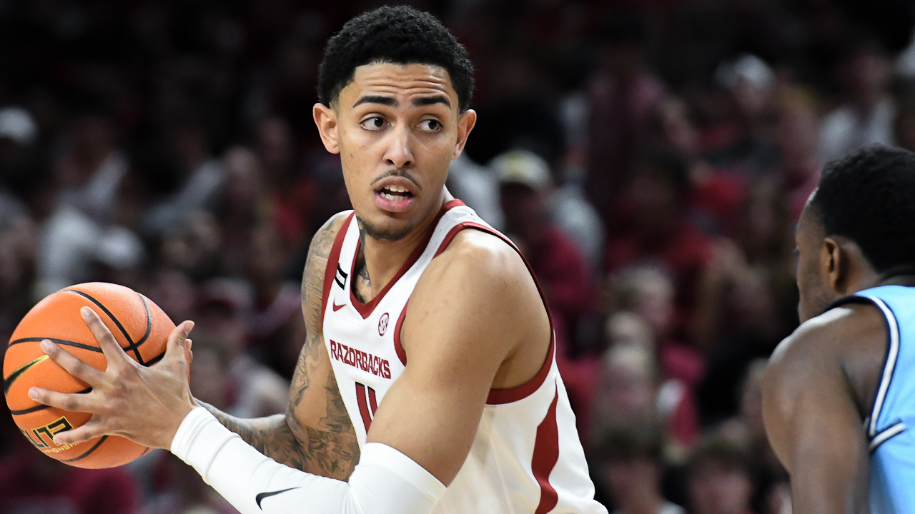 Razorbacks' Jalen Graham on status with back spasms » Hit That Line ...