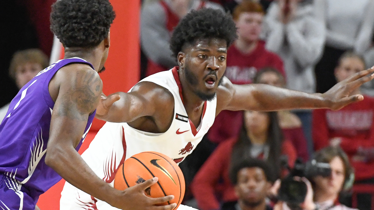 Razorbacks' Makhi Mitchell previewing matchup with Oklahoma » Hit That Line from ESPN Arkansas