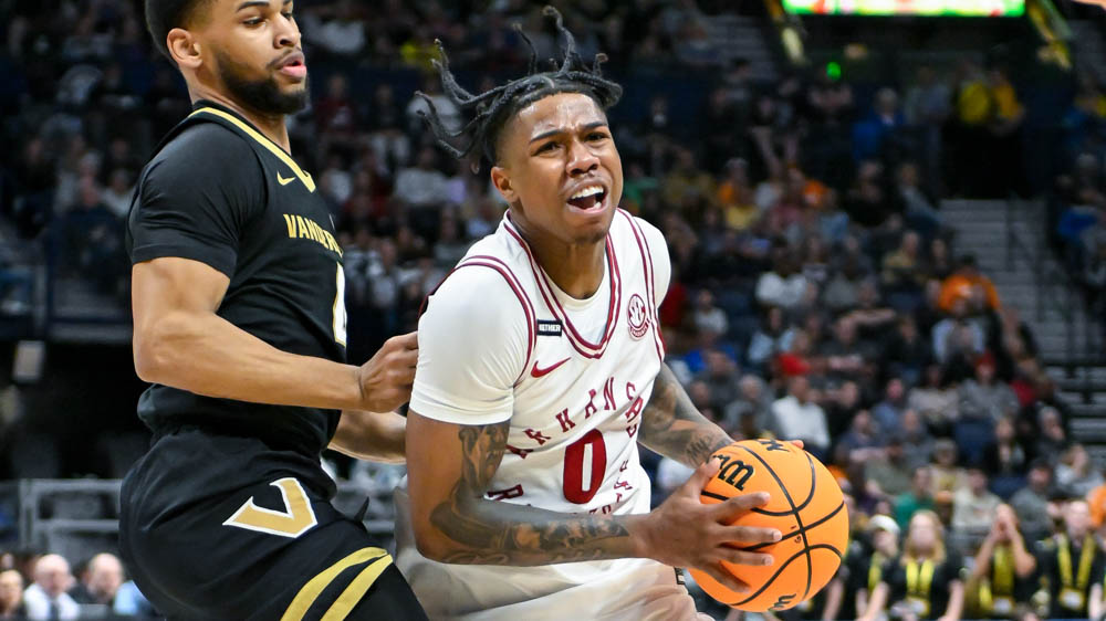 Democrat-Gazette's Tom Murphy on Khalif Battle having another big game ...