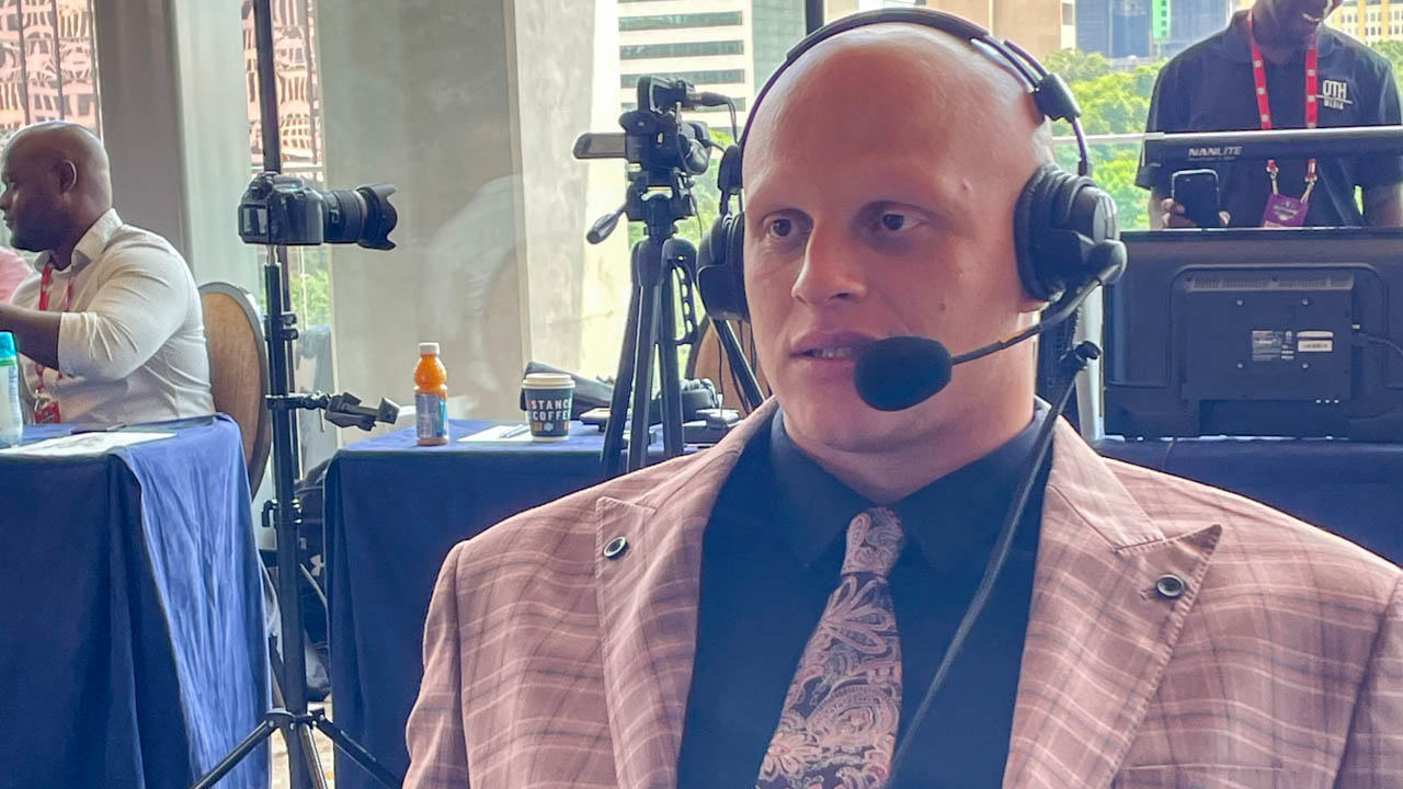 WATCH: Razorbacks defensive lineman Landon Jackson previews defense ...