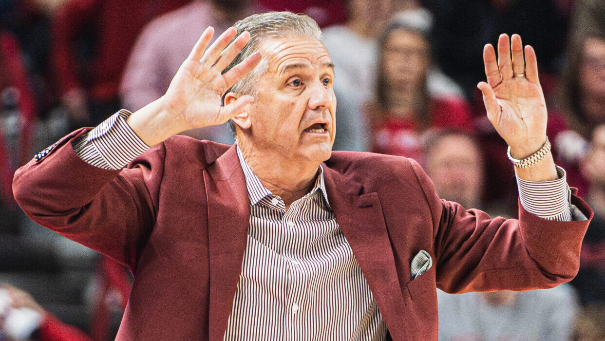Razorbacks falter at end, dropping game to Oklahoma, 65-62 » Hit That ...