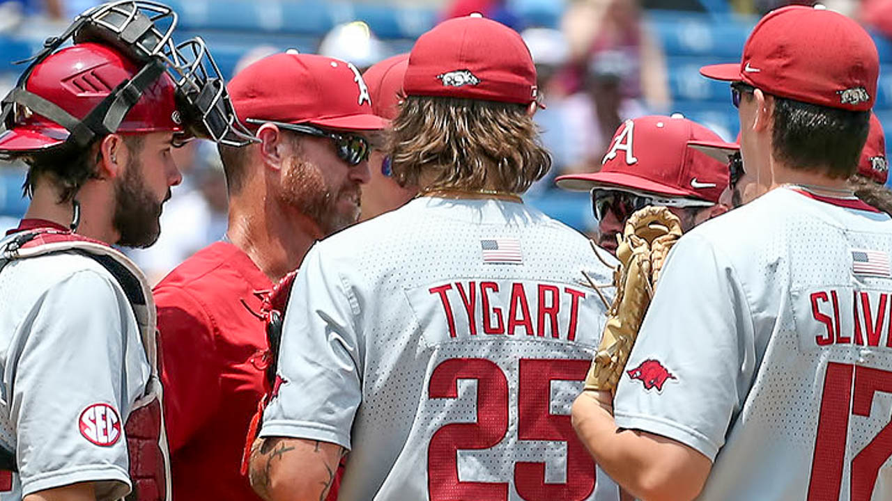 Razorbacks pitching coach Matt Hobbs on building new staff » Hit That ...