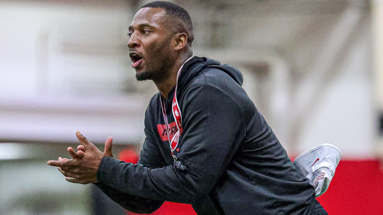 Nick Perry hired to lead Razorbacks’ secondary for new season » Hit ...