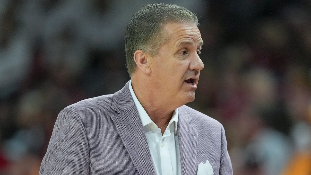 Razorbacks' coach John Calipari on win over Tennessee on Saturday » Hit ...